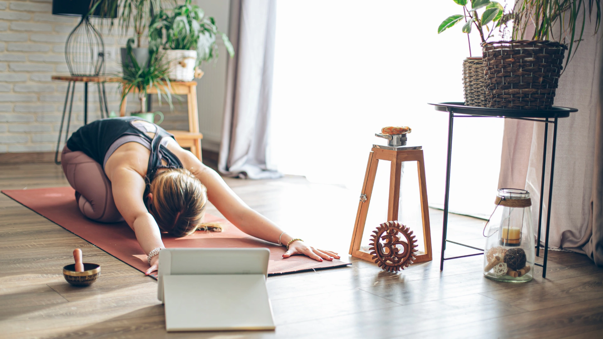 Teacher Training Course: Difference Between Yoga Alliance Certification ...